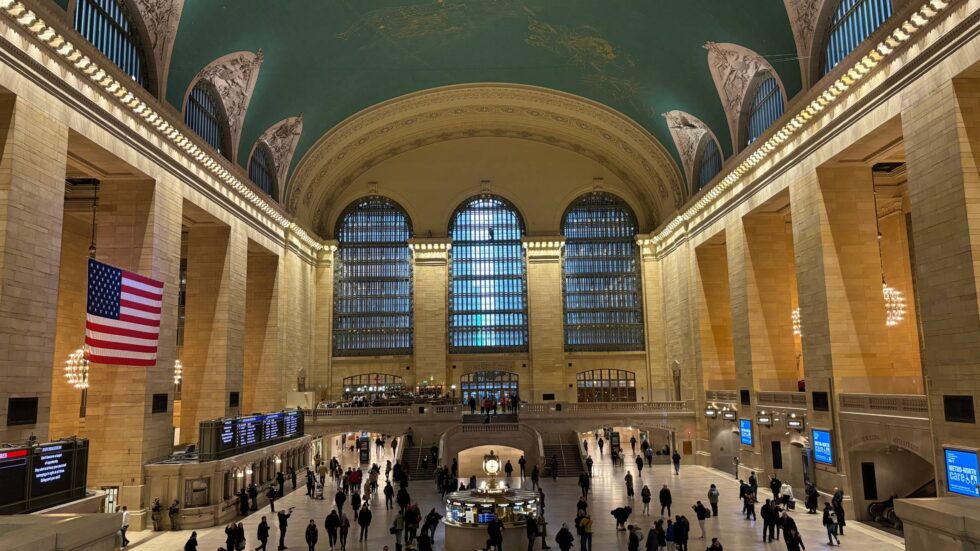 Discover the Grandeur of New York's architecture on the Midtown East ...